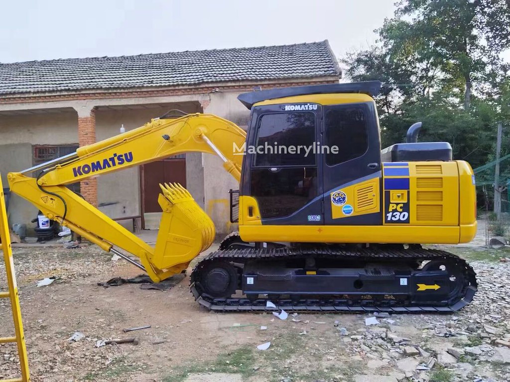 Komatsu PC130 bager guseničar