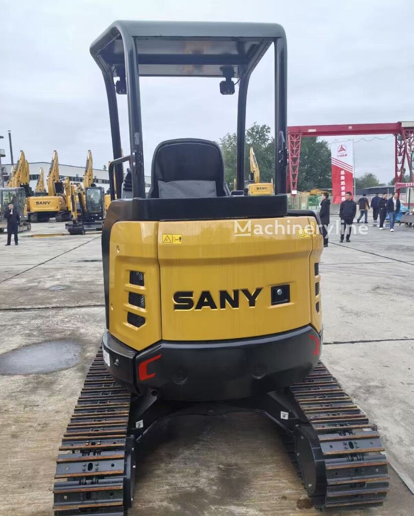 Novi Sany SY 18 mini bager