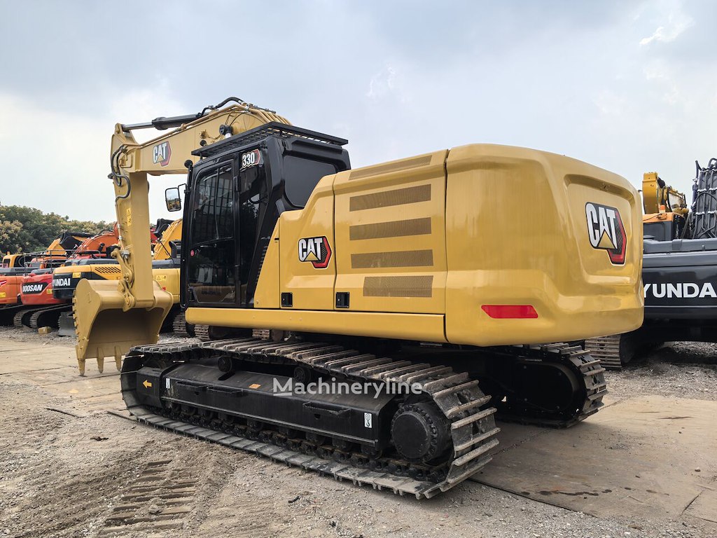 Caterpillar 330 bager guseničar