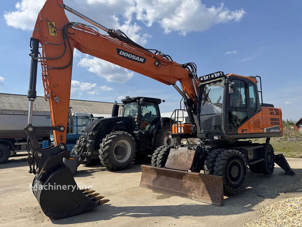 Novi Doosan DX170W bager-utovarivač
