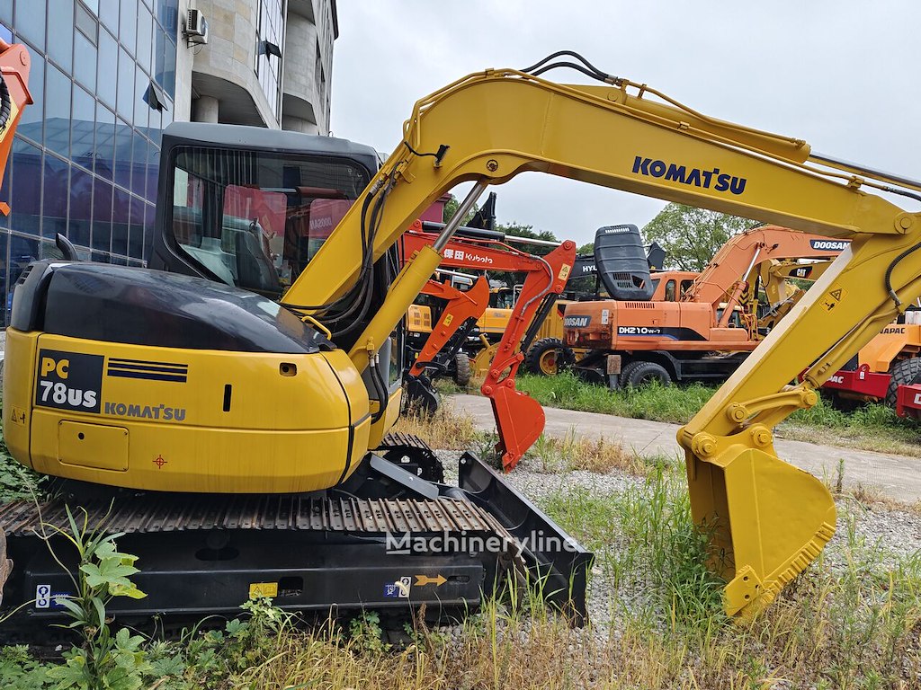 Komatsu PC78US midi bager