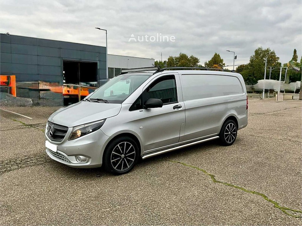 Prodaje se Mercedes-Benz Vito minibus furgon na aukciji