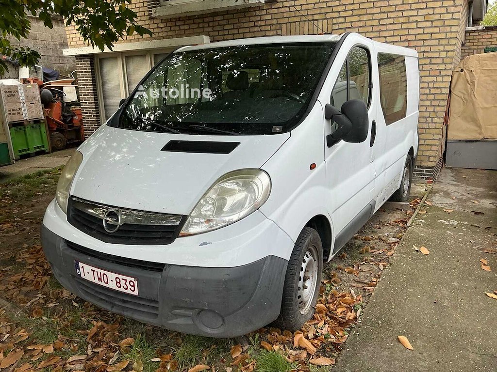 Prodaje se Opel Vivaro minibus furgon na aukciji