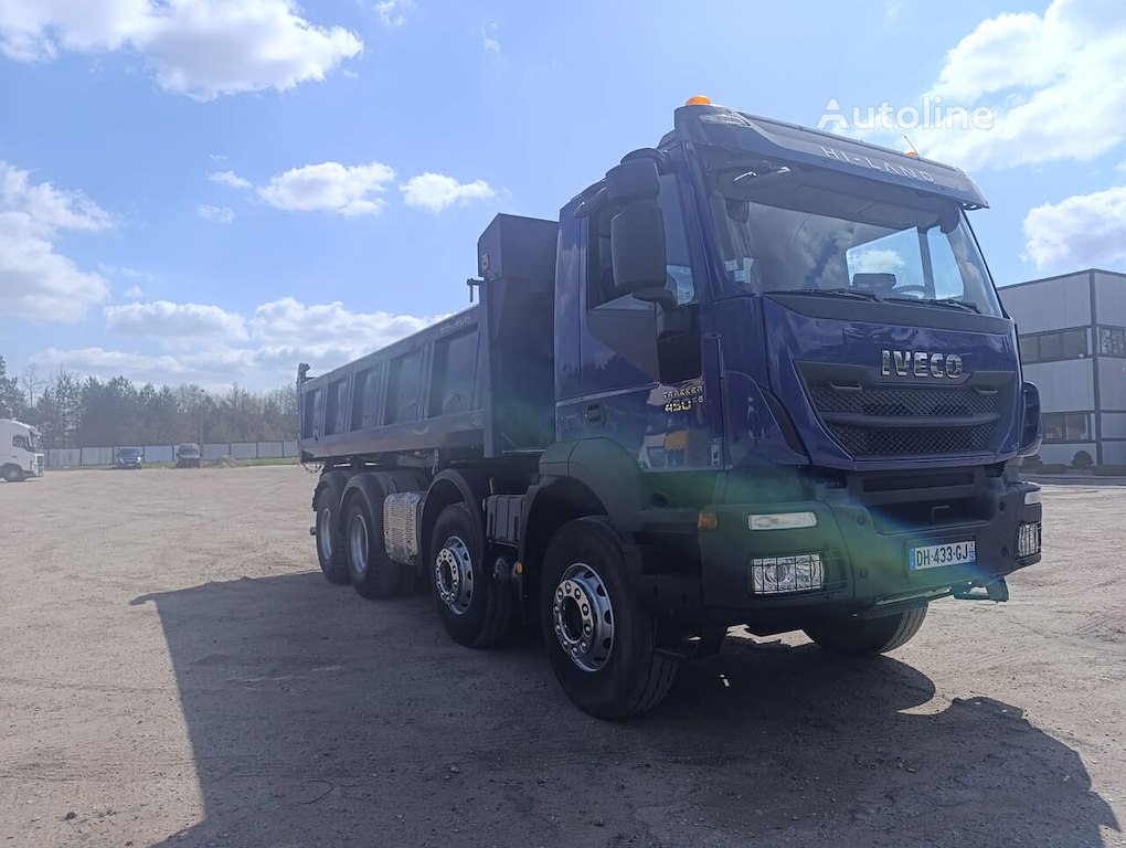 IVECO Trakker 450 kiper