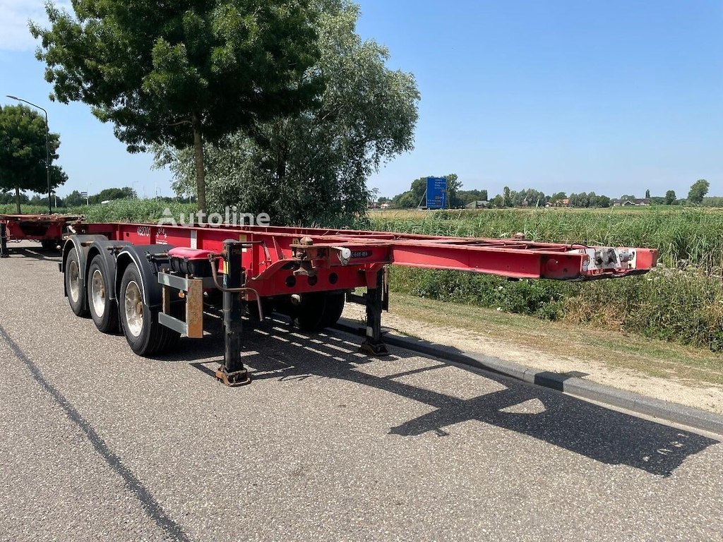Schmitz Cargobull Gotha SRTC poluprikolica za prevoz kontejnera