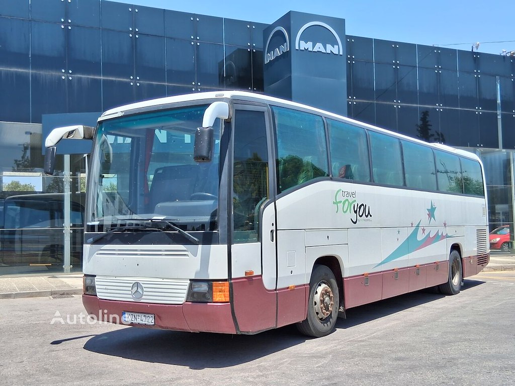 Mercedes-Benz 404 15 RHD turistički autobus