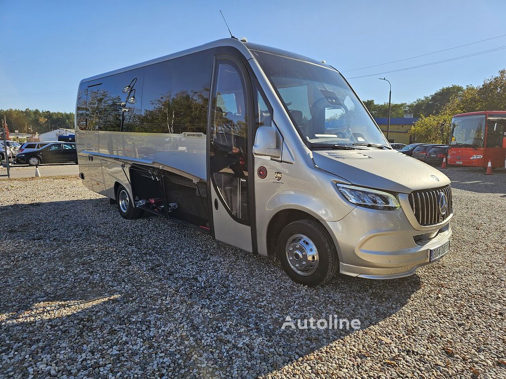 Novi Mercedes-Benz Sprinter prigradski autobus