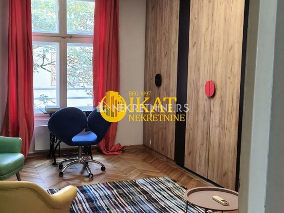 Dorćol, Bajlonijeva pijaca 31m2, LUX renoviran stan ID#4692