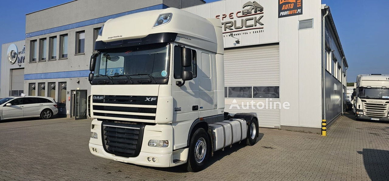 DAF XF105.460 tegljač