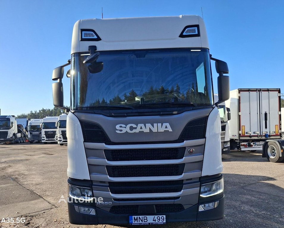 Prodaje se Scania R450 tegljač na aukciji