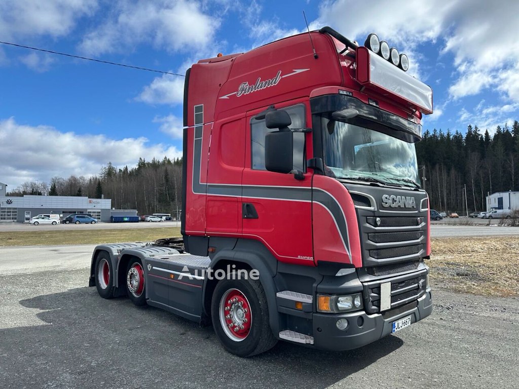 Scania R520 Twinsteer ,nappa tegljač