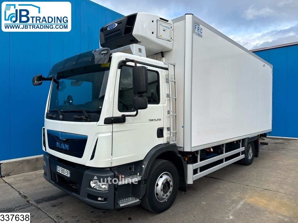 MAN TGM 15 250 EURO 6, Carrier, Meat hanging rails kamion hladnjača