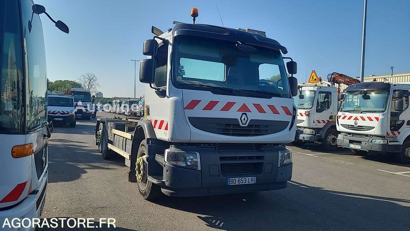 Prodaje se Renault PREMIUM rol kiper sa kukom na aukciji