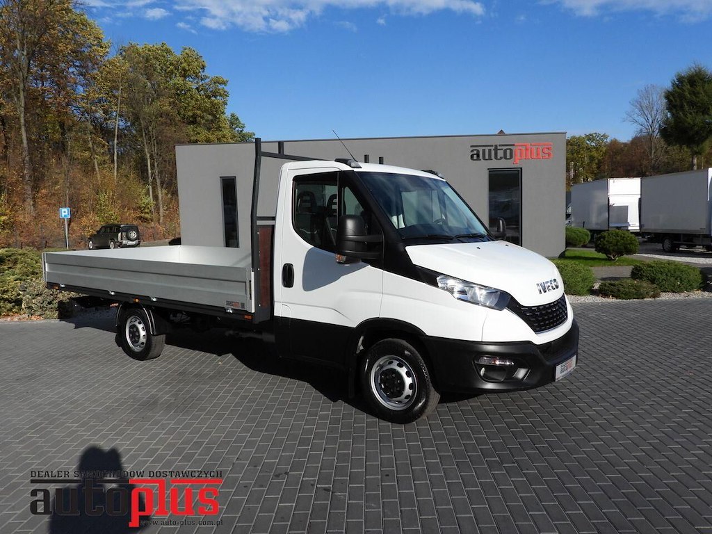 IVECO DAILY 35S14 kamion s ravnom platformom < 3.5t
