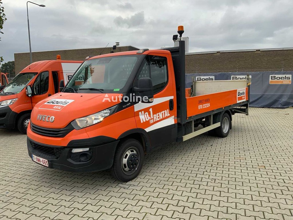 Prodaje se IVECO Daily 35-140 kamion s ravnom platformom < 3.5t na aukciji