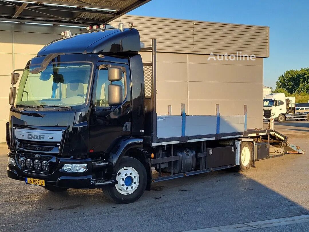 Prodaje se DAF LF 180 autotransporter na aukciji