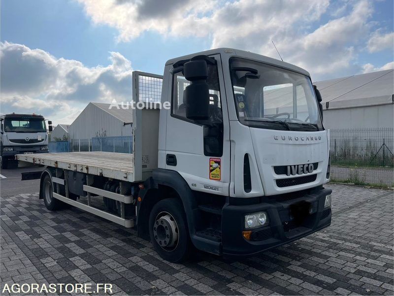 Prodaje se IVECO EUROCARGO 120E21 kamion platforme na aukciji