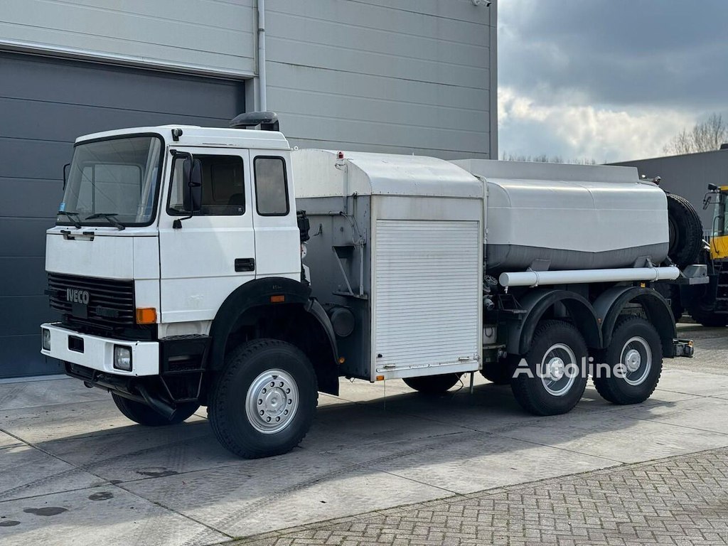 IVECO 200-32 AHW 8000L Aircraft refueler 6x6 - JET A1 - KEROSINE autocisterna