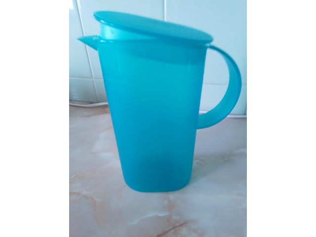 Tupperware bokal 0,5l