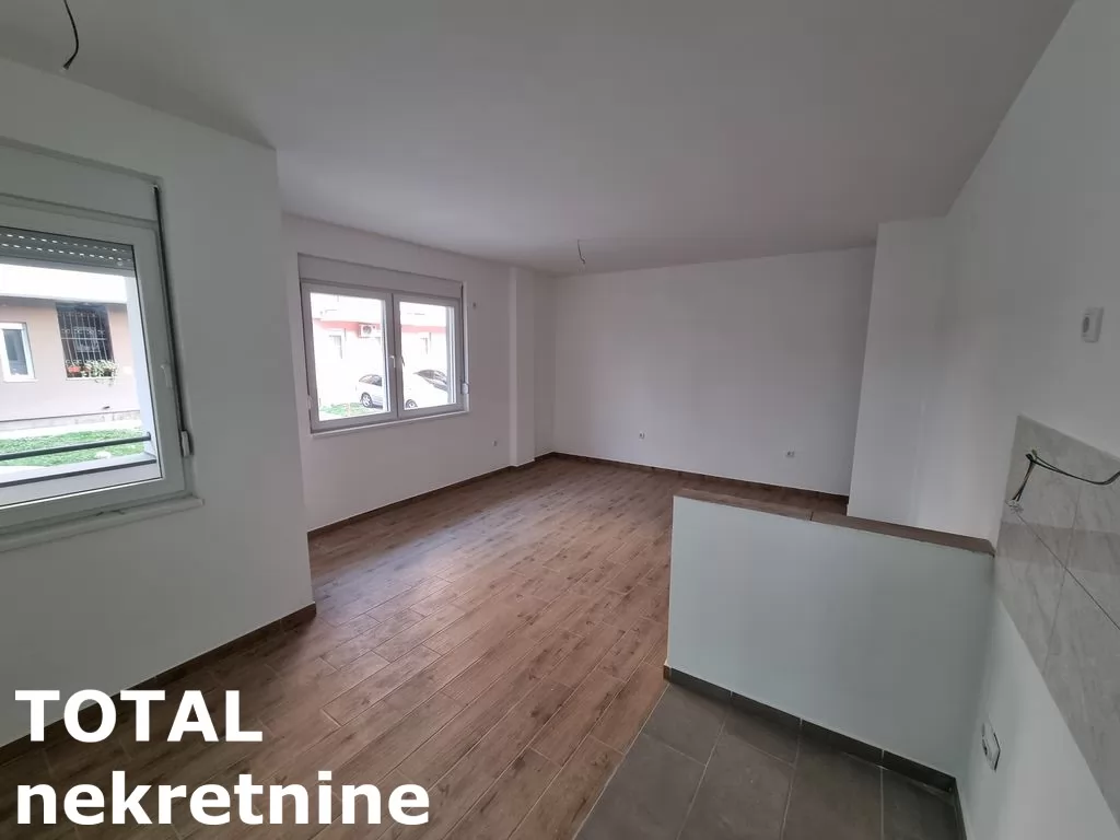 Stan,NOVI SAD,PODBARA,kv: 57.00, € 155000, ID: 1099507