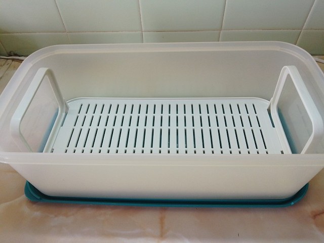 Tupperware posuda , super svežina