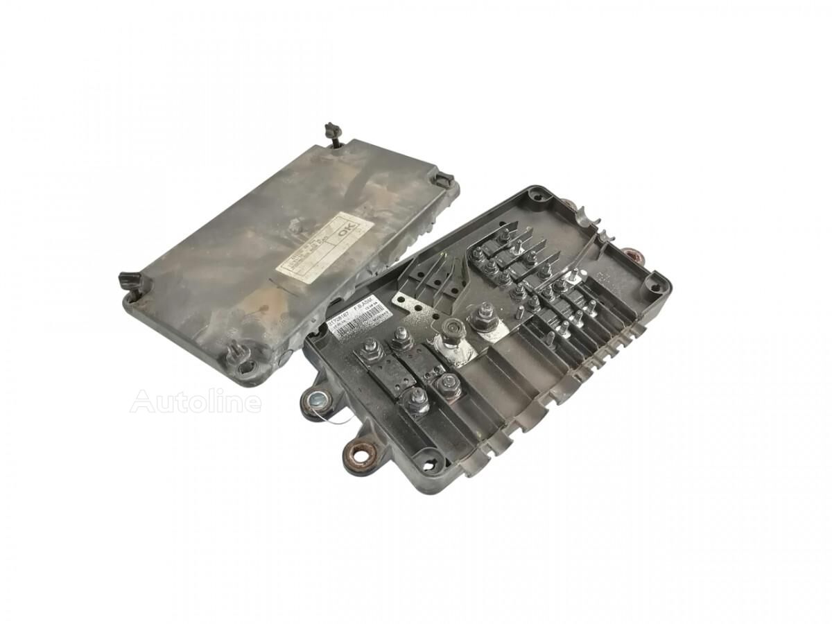 Volvo Fuse box 21728187 kutija s osiguračima za Volvo FL280 tegljača