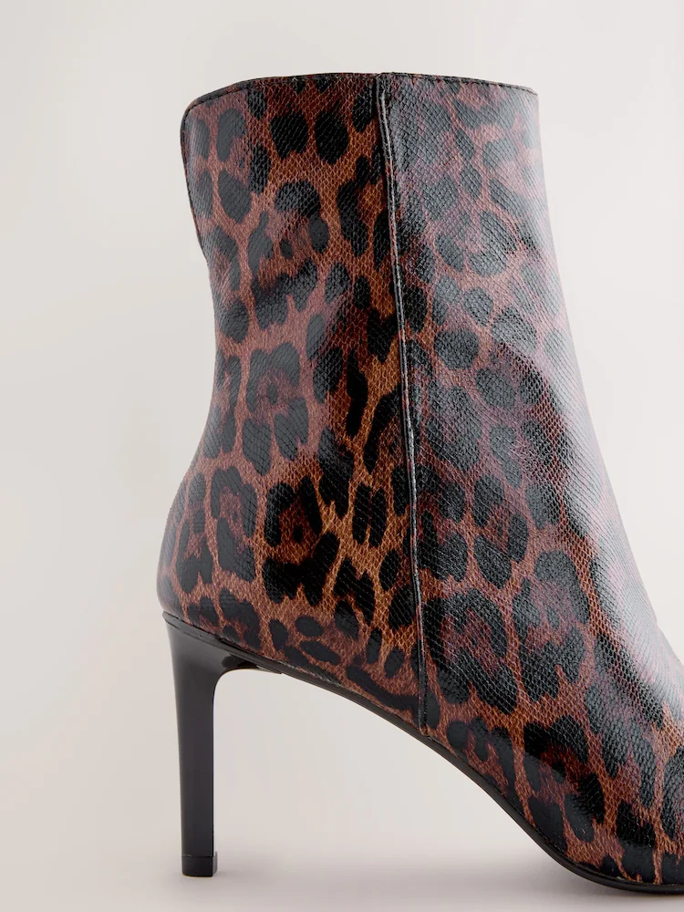 Leopard Print - Forever Comfort® Dleto Toe Ankle Čizme