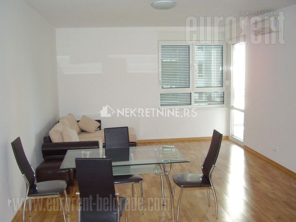 #26134, Izdavanje, Stan, PARK APARTMANI, 800 EUR