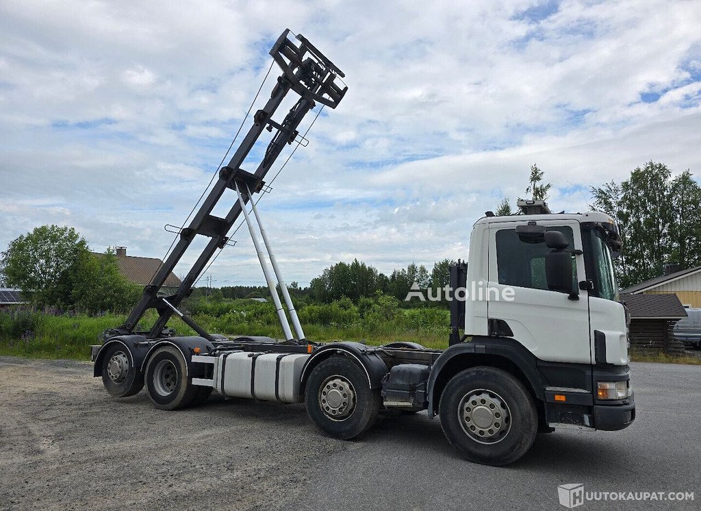 Prodaje se Scania 124G, 1999, Diesel, Seinäjoki 11.7 l, Diesel, 123,456 km kamion sa kukom za podizanje tereta na aukciji