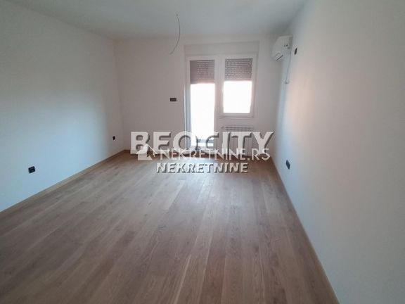 Novi Sad, Telep, Heroja Pinkija , 0.5, 32m2, 86400EUR