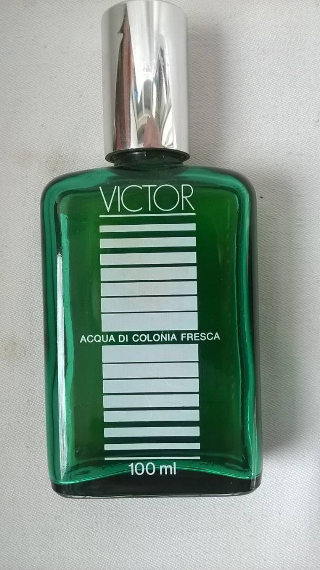 Kolonjska voda Victor,Italy,polovno oko 50 ml