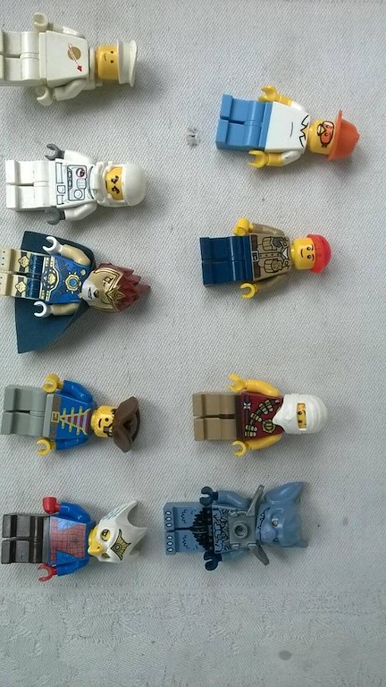 Lego i druge figurice,kompletne,cena za kom