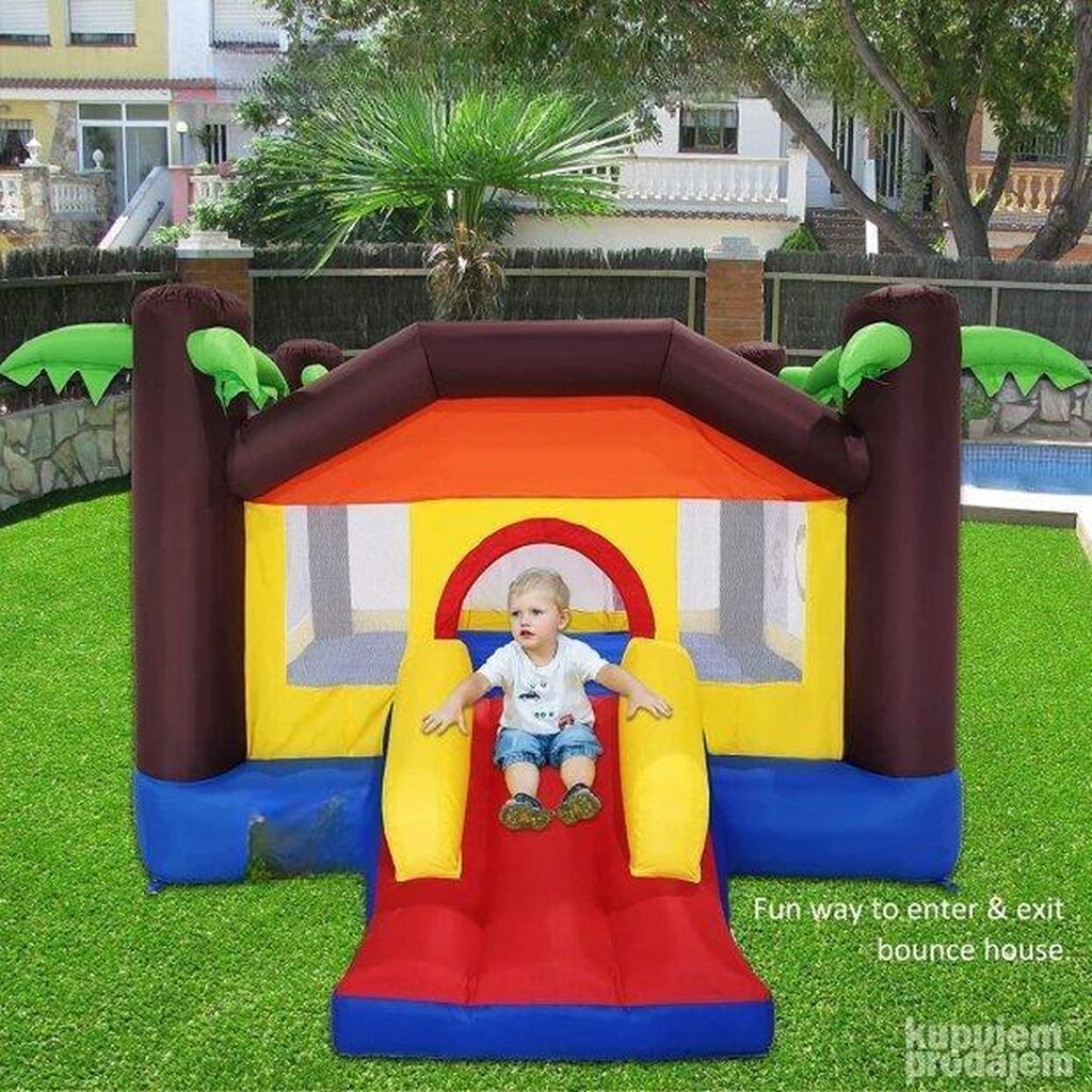 #0472 HuaKastro Ballsea INFLATABLE CASTLE Model HTCB01; Prolinx GmbH -