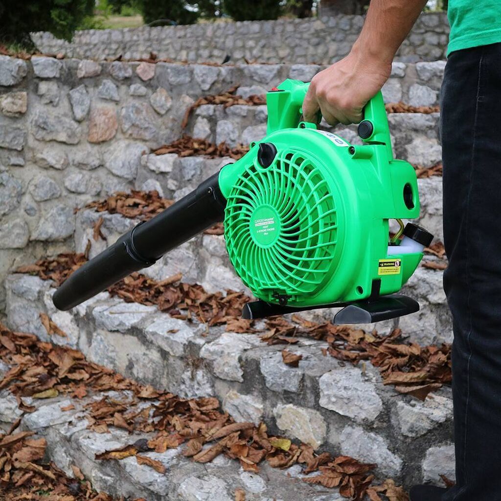 GARDEN MASTER Motorni duvač lišća BL260 Opis Veoma snažan protok