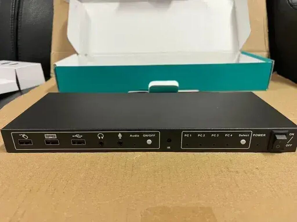 *** AKCIJA *** #2608 SpeaKa Professional KVM svič 4 porta HDMI USB