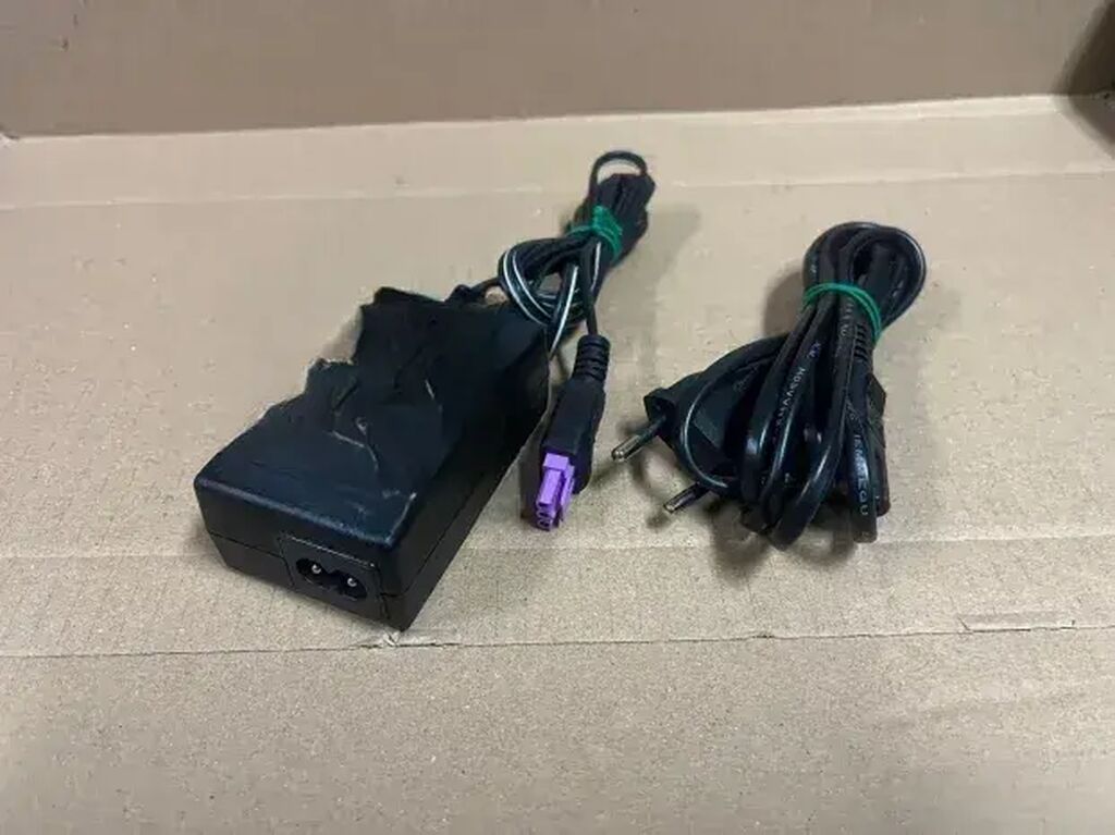 Orginalni punjač za HP printere; AC/DC ADAPTER; Output: 30V / 333mA