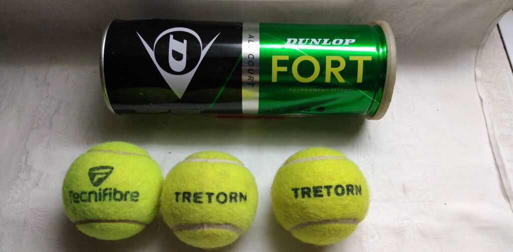 Loptice 2 originalne Tretorn+1 Tecnifibre, ocuvane i tvrde, na svakoj