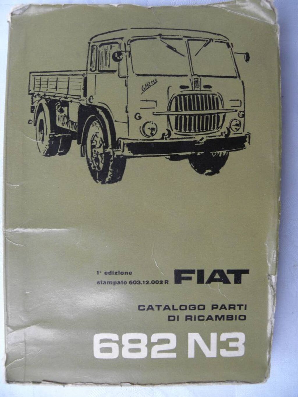 Knjiga:Spisak rezervnih delova za kamion Fiat 682 N3,10.1964.u 2