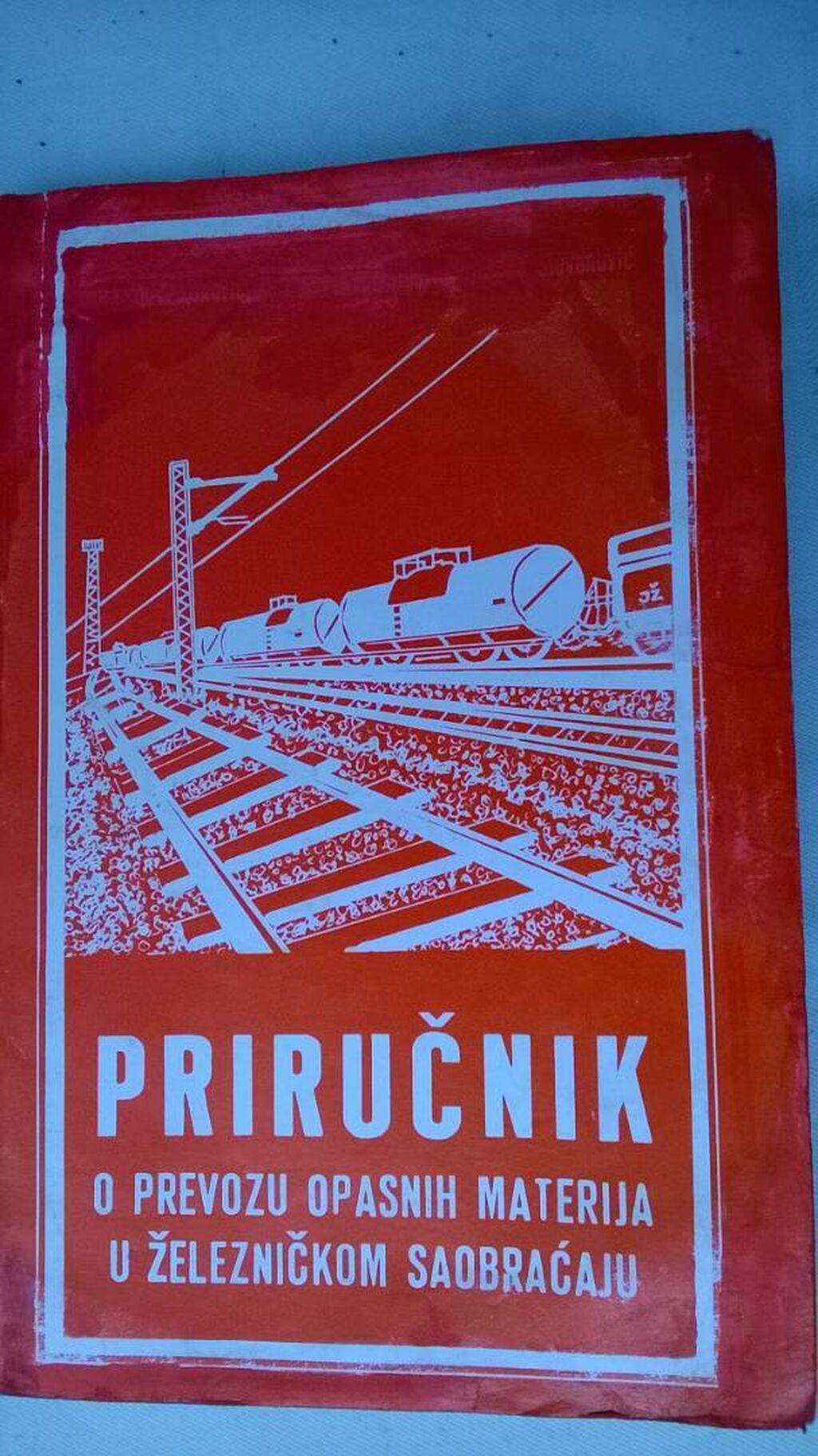 Knjiga:Prirucnik o prevozu opasnih materija A5 format,245 str. 1991