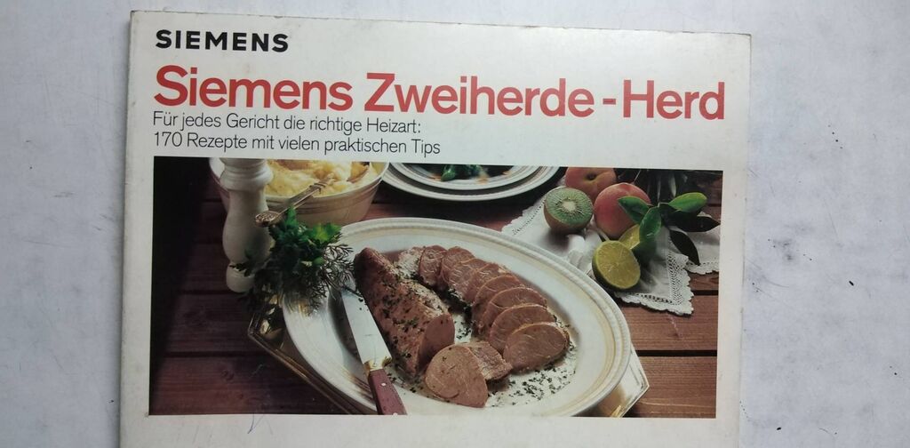 Knjiga:Siemens Zweiherde-Herd (Kuvar) 105 str.21 cm.1990.nem