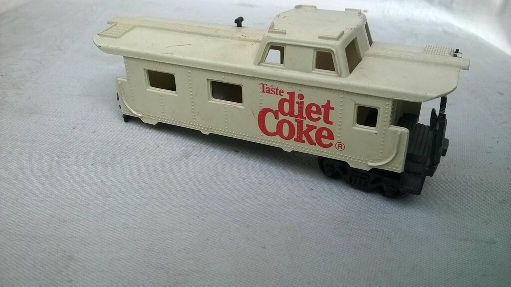 Mehano prateci vagon Diet Coke HO 1 kukica nije original