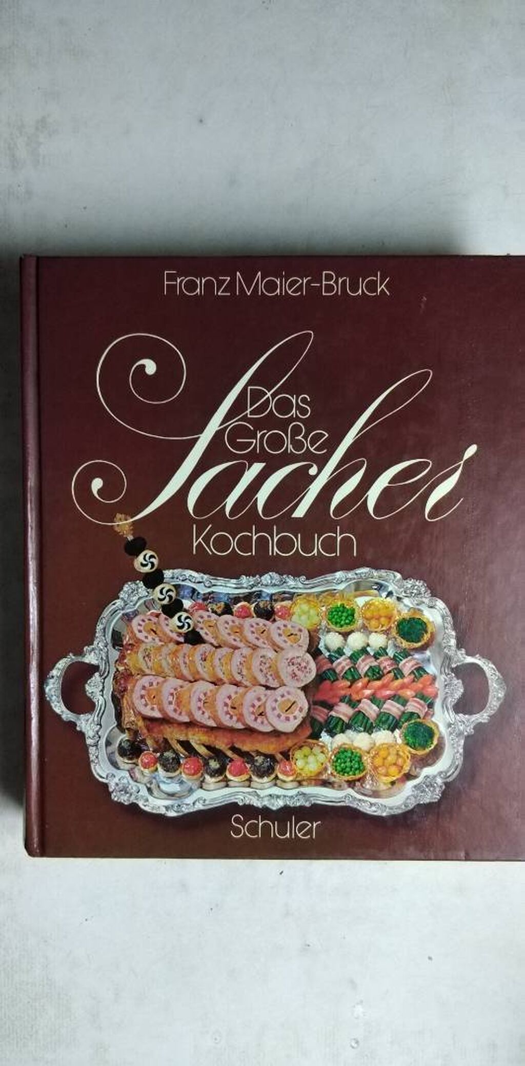 Knjiga:Das Grosse Sacher Kochbuch(Kuvar za poslastice) 24,5 cm. 604