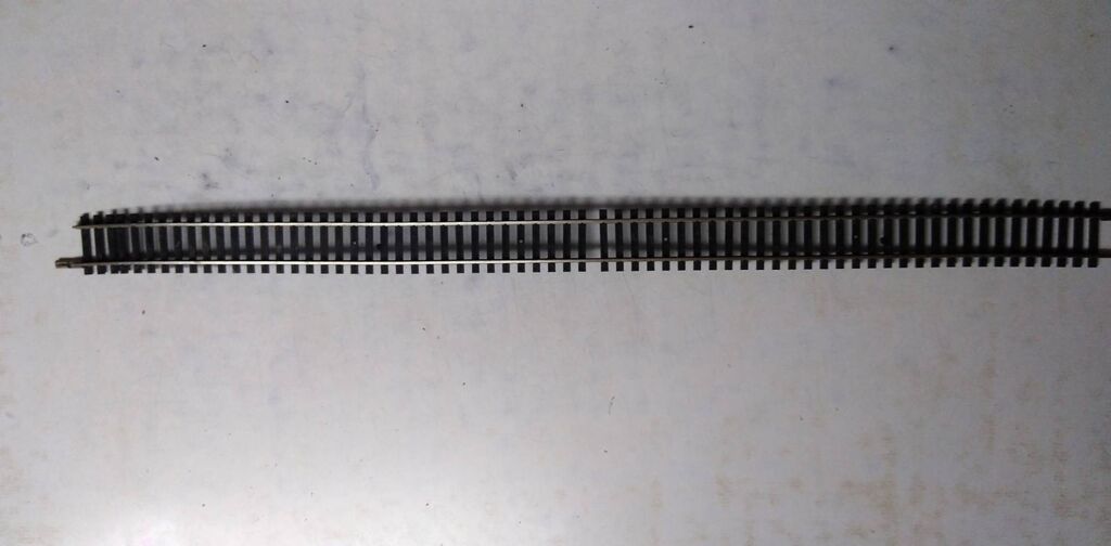 Mehano prava sina HO 48 cm. sa 2 spojnice,slomljena -skracena sa 1