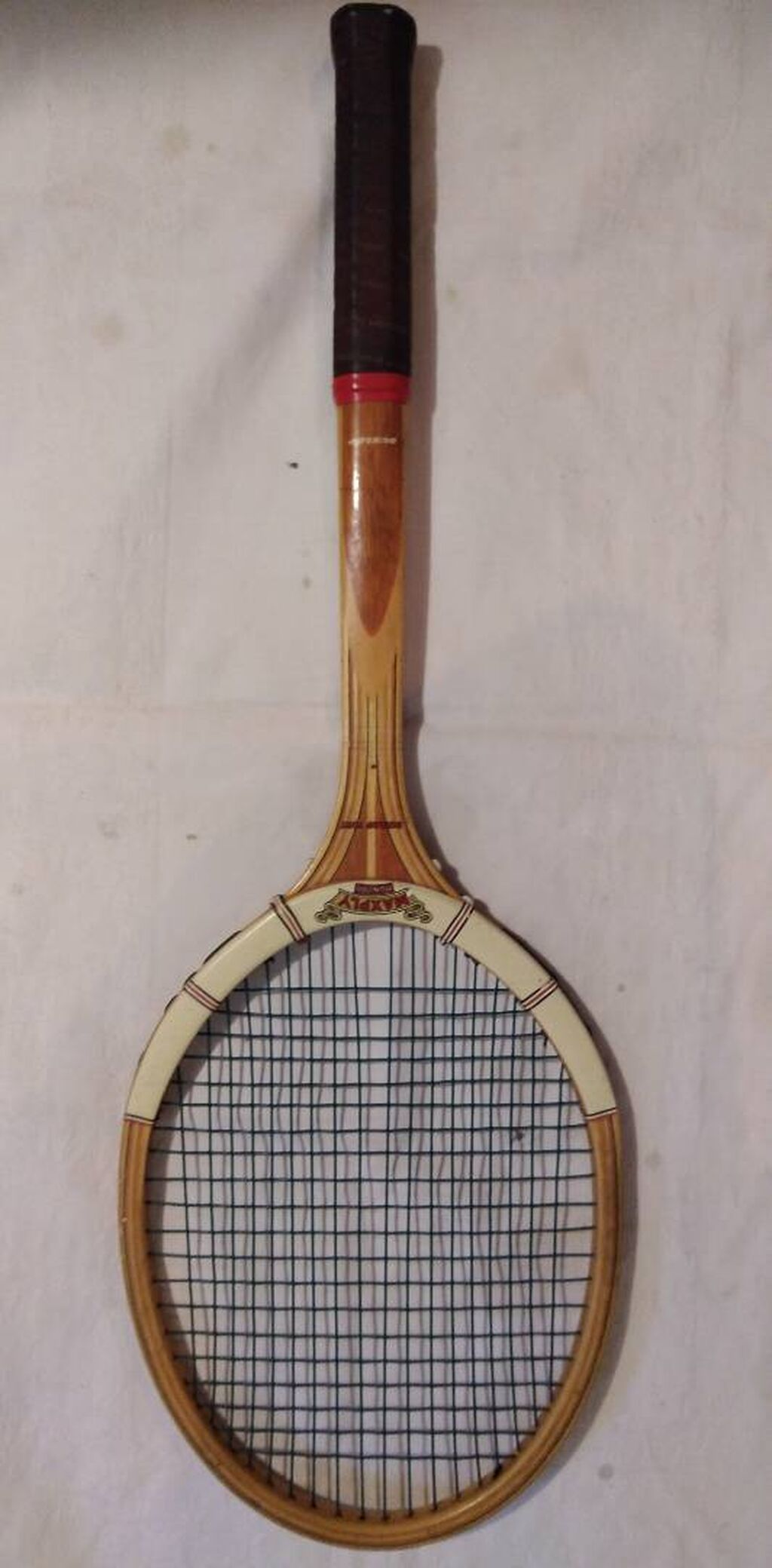 Tenis reket Dunlop Maxply drveni,England,ocuvan,malo kriv