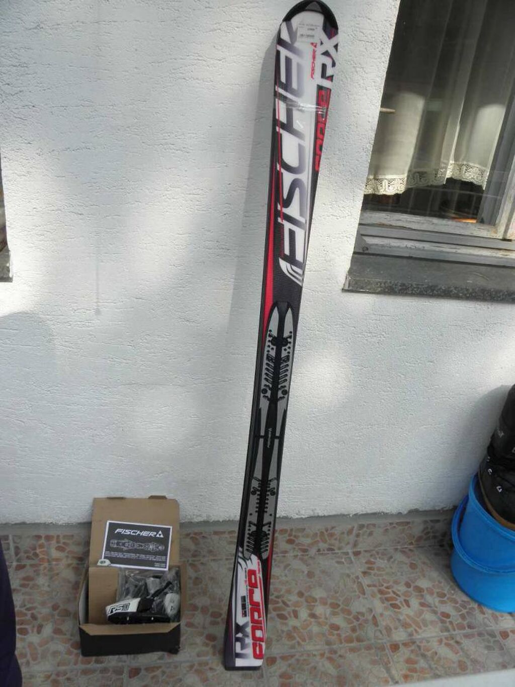 Skije Fischer RX Force, dužina 145cm, cm . R 11m, model vezova je RS