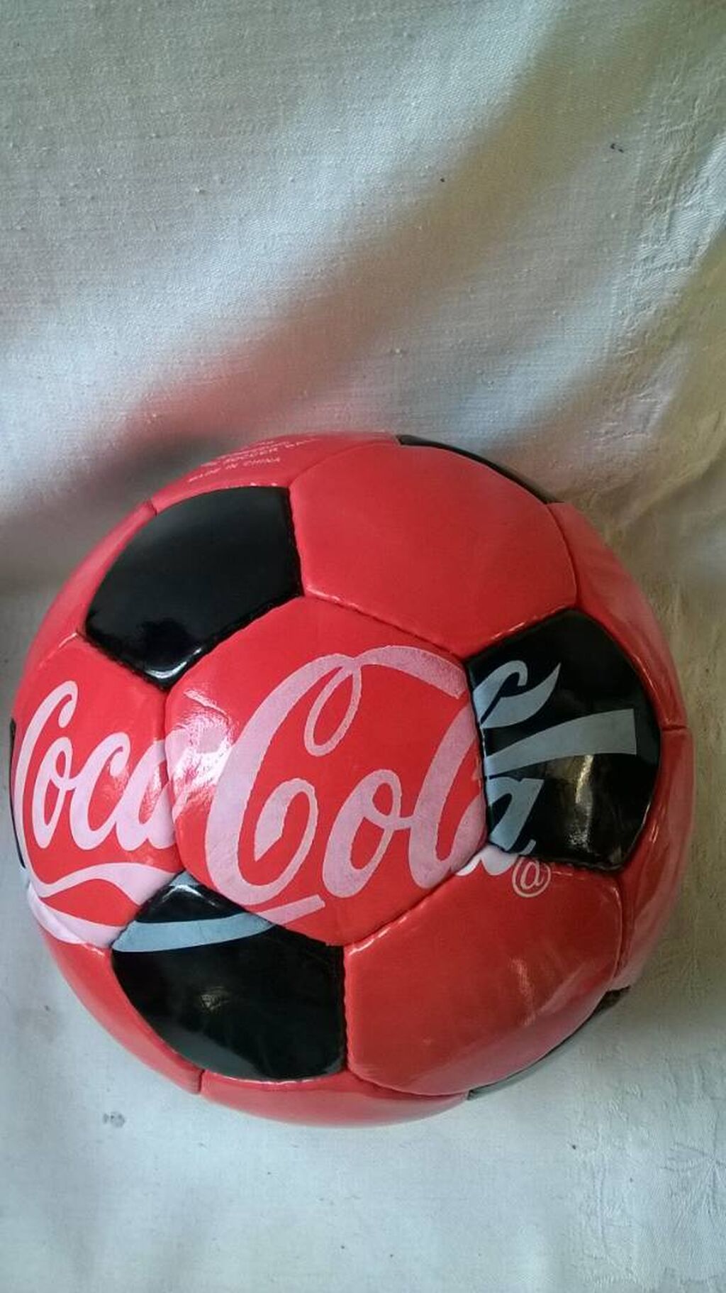 Lopta za fudbal Coca Cola br.4 (decija), China,precnik 19,5 cm