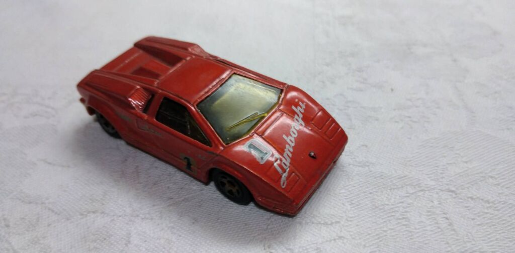 Hot Wheels Lamborghini Countach,oko Malaysia ocuvan