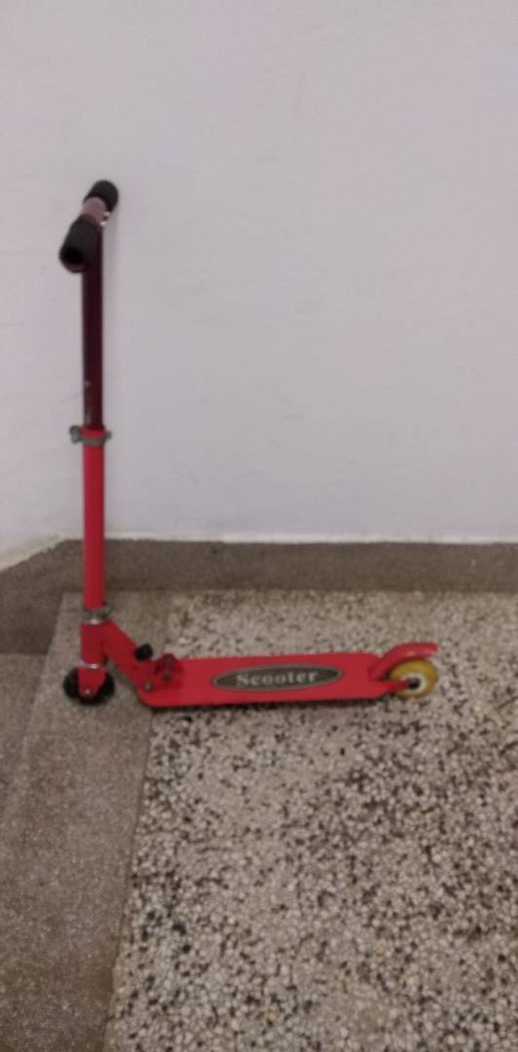 Trotinet Scooter ukupna duzina 57,visina min.52,max.77 cm.,z.tocak
