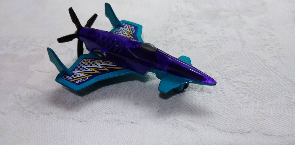 Hot Wheels avion Poison Arrow,7,5 cm. Thailand ocuvan