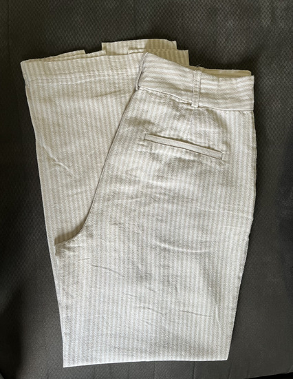 Zara pantalone vel.36